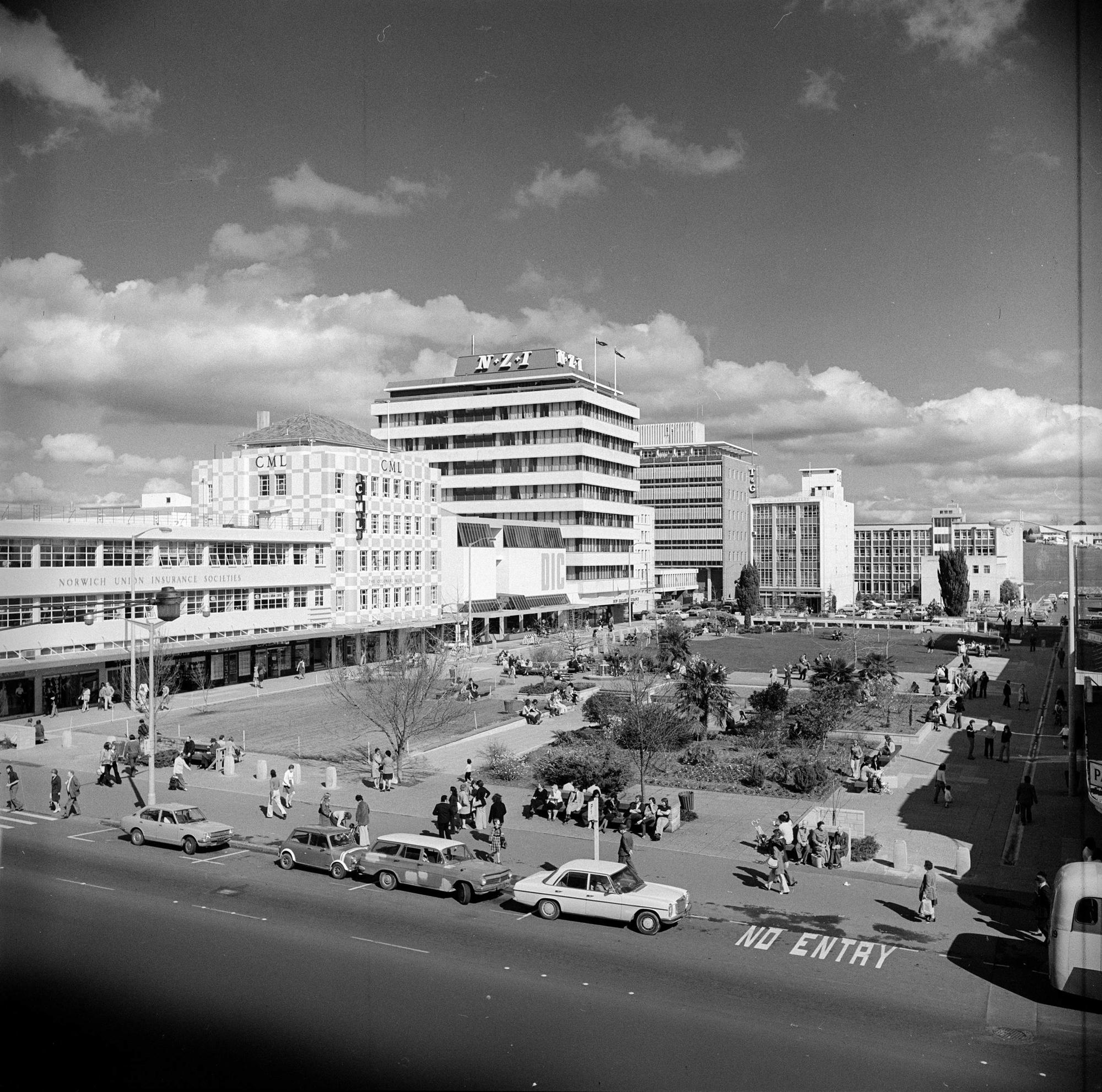 Garden Place - Hamilton Libraries Heritage Collection Online