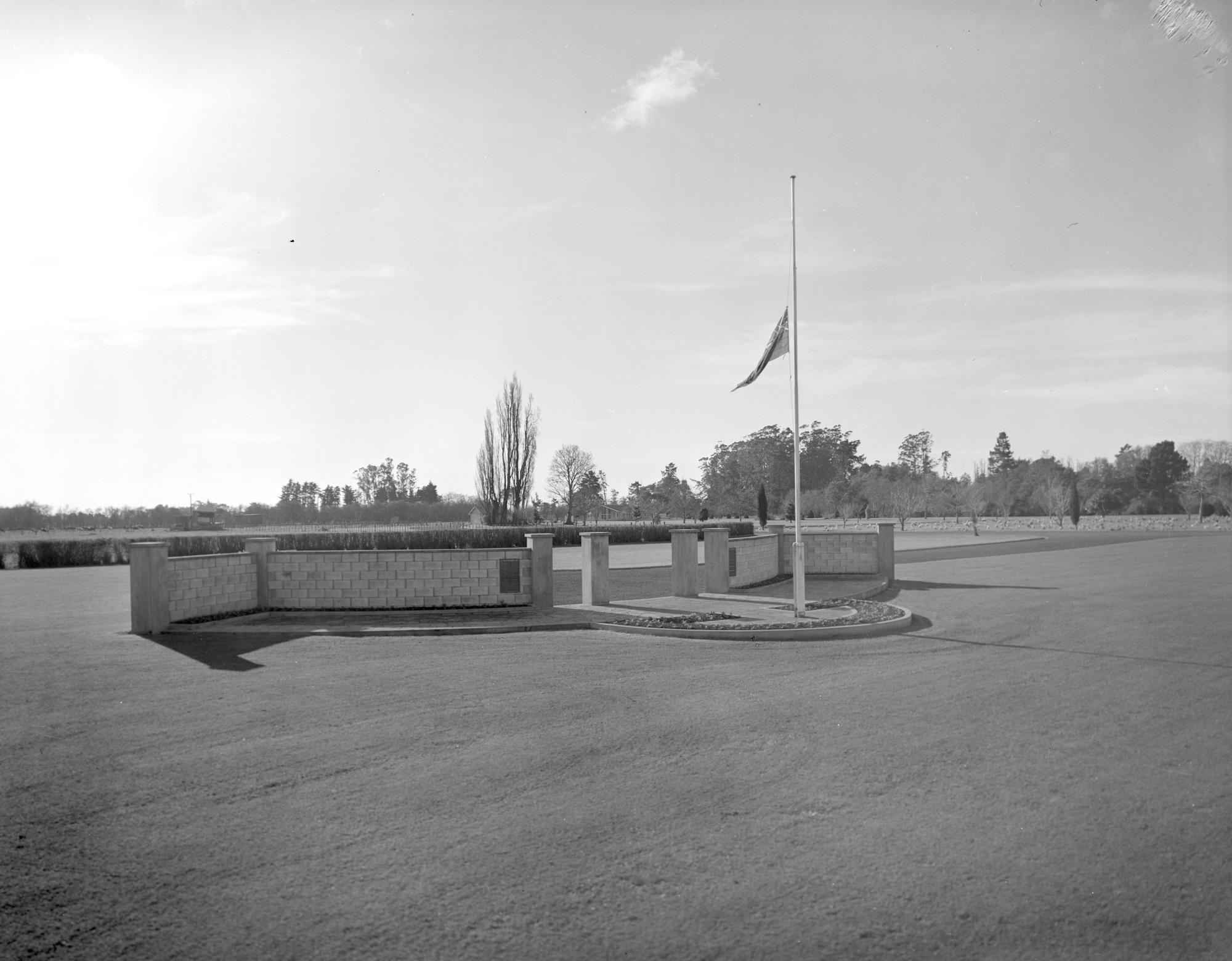 Hamilton Park Cemetery - Hamilton Libraries Heritage Collection Online