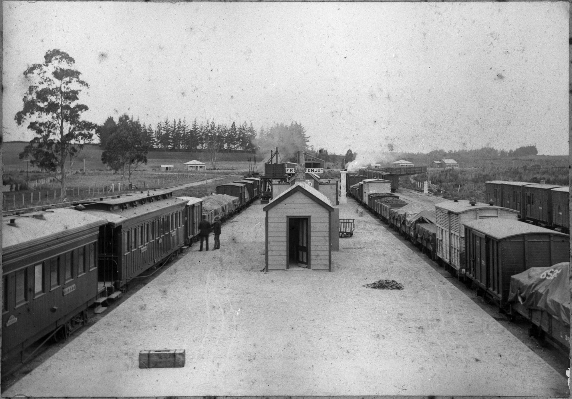 Frankton Junction railway station - Hamilton Libraries Heritage ...
