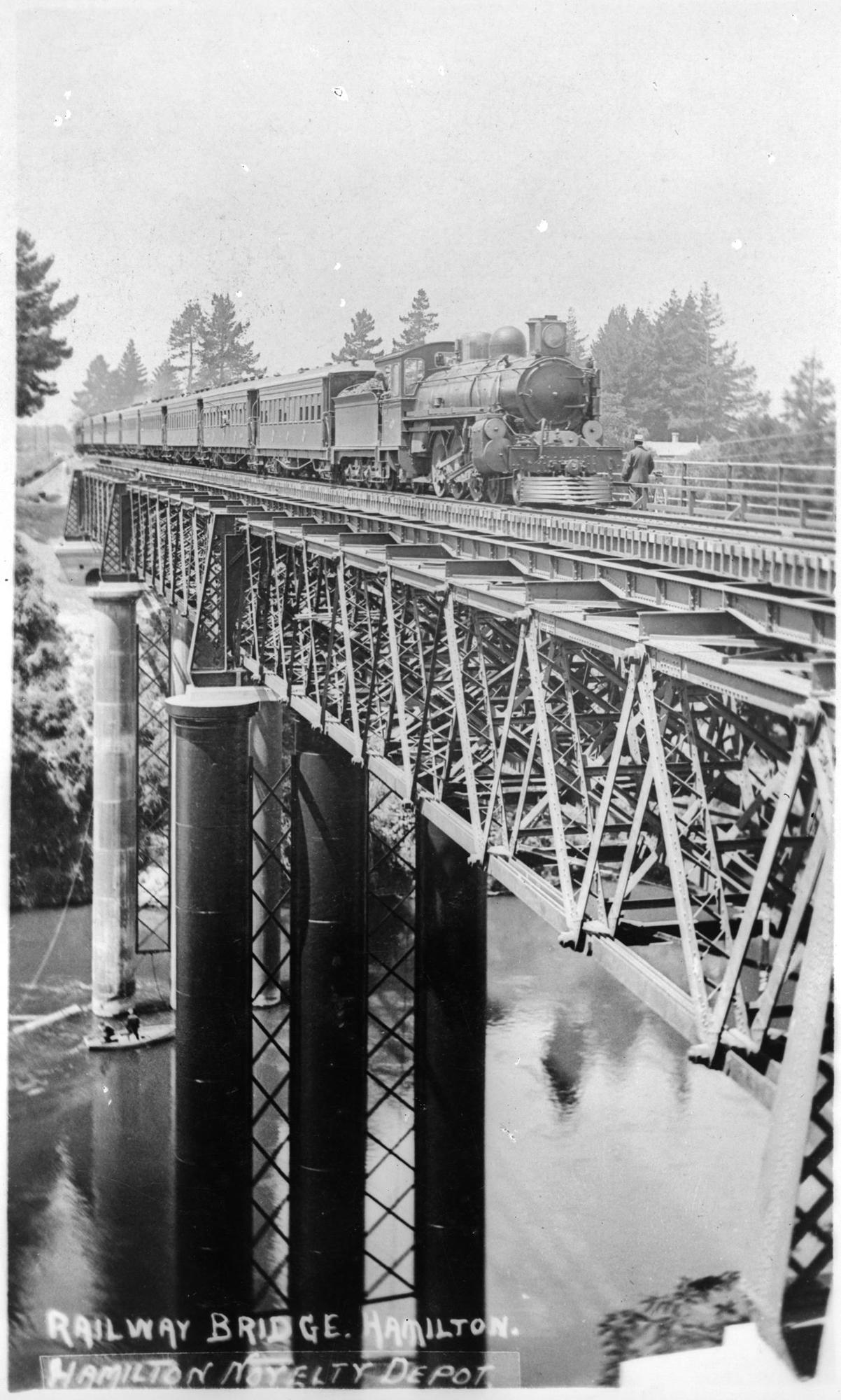 "Railway Bridge, Hamilton" - Hamilton Libraries Heritage Collection Online